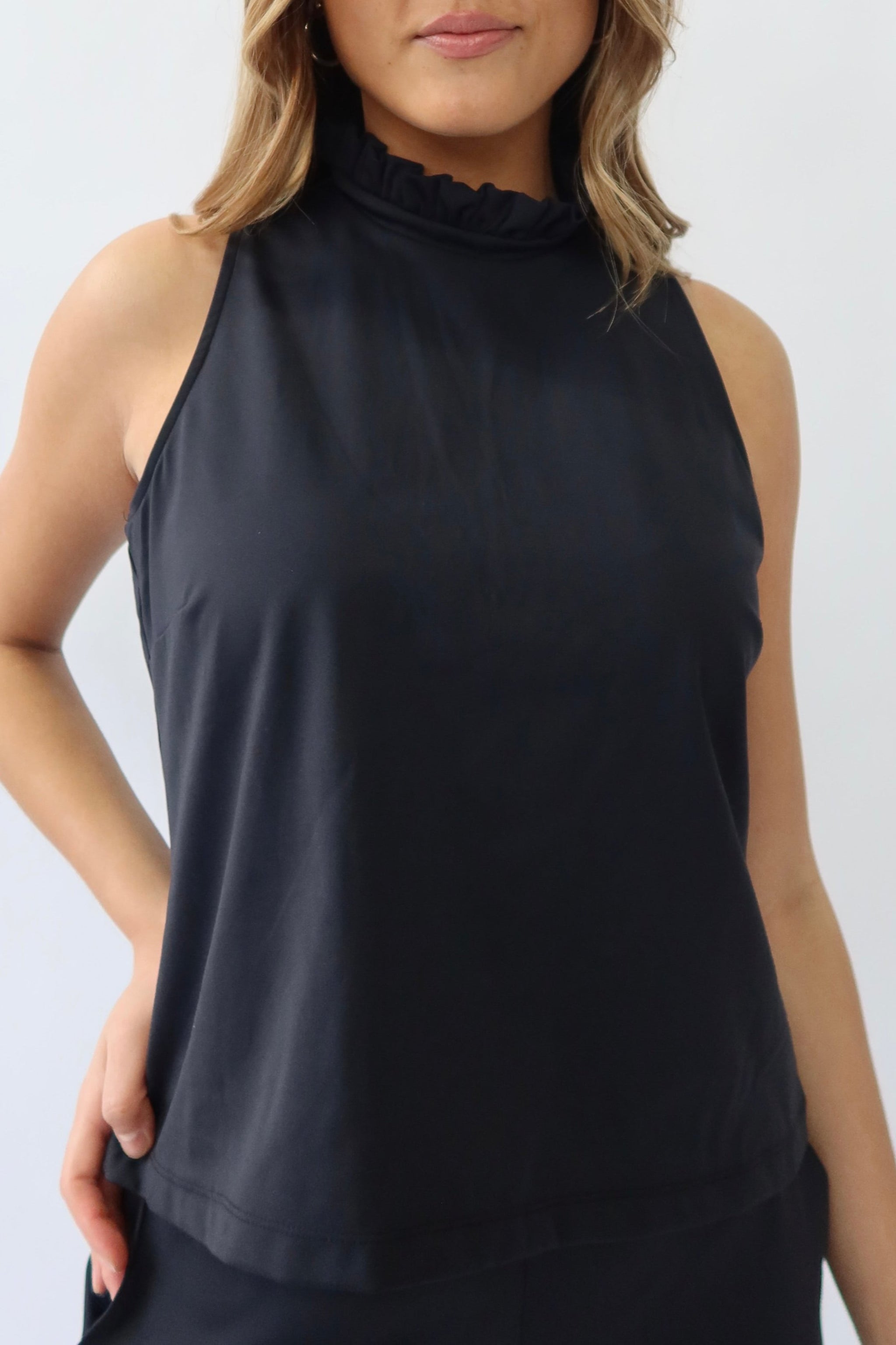 THE CLAIRE TANK